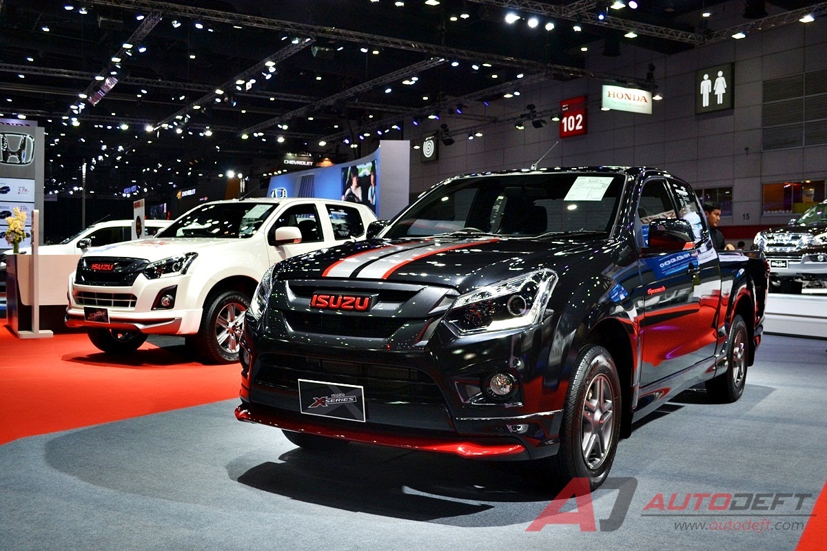 ISUZU รวมทัพยนตรกรรมครบรุ่นโชว์ศักยภาพ “Blue Power” ในงาน BIG Motor ...